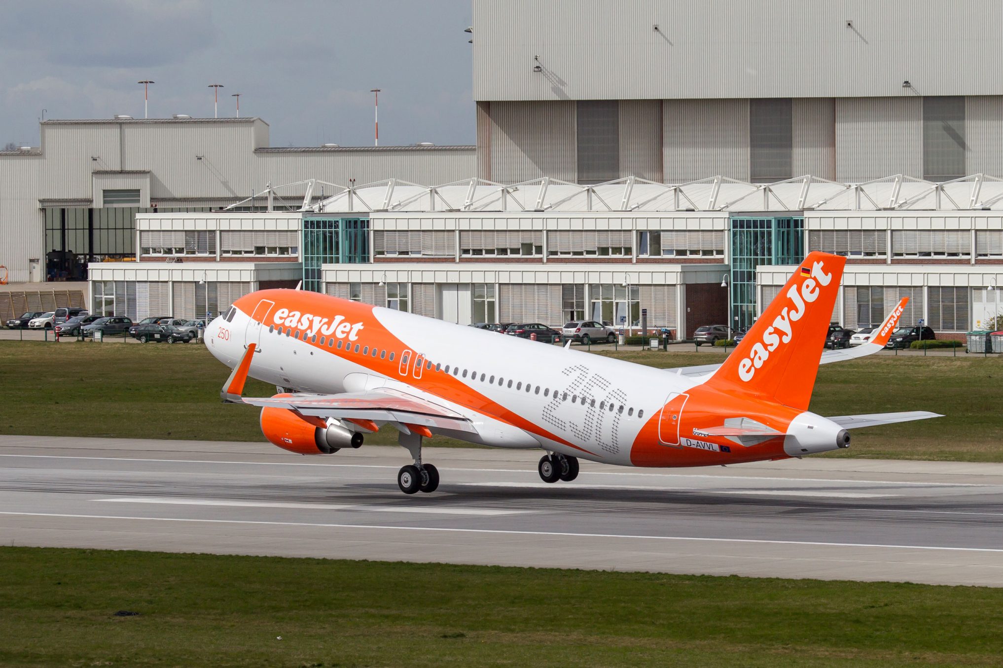 250 ème A320 pour easyJet | AAF /// Actu-Aero.fr