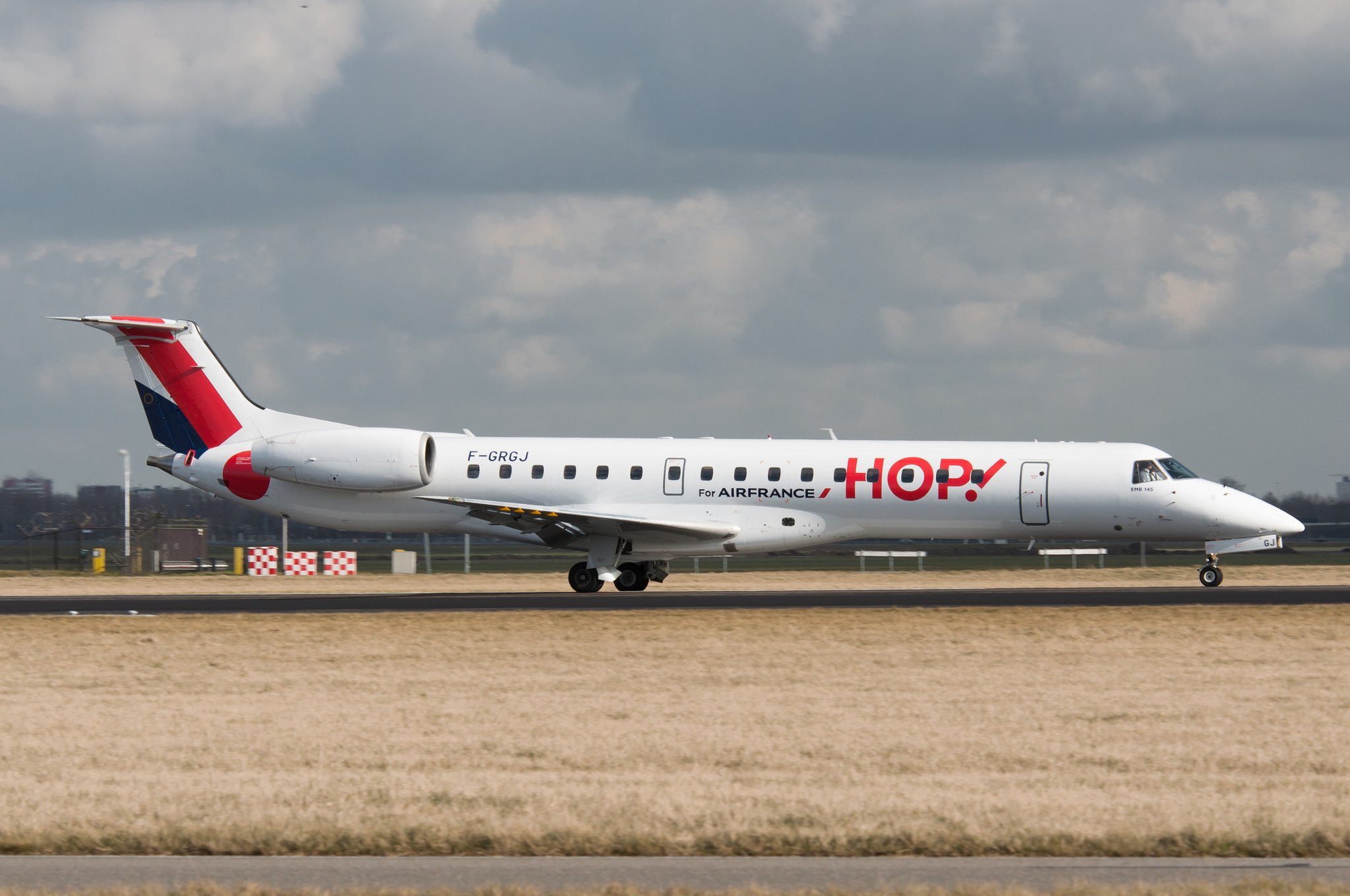 L'aéroport de Rouen reprend des couleurs avec une ligne ver la Corse ...