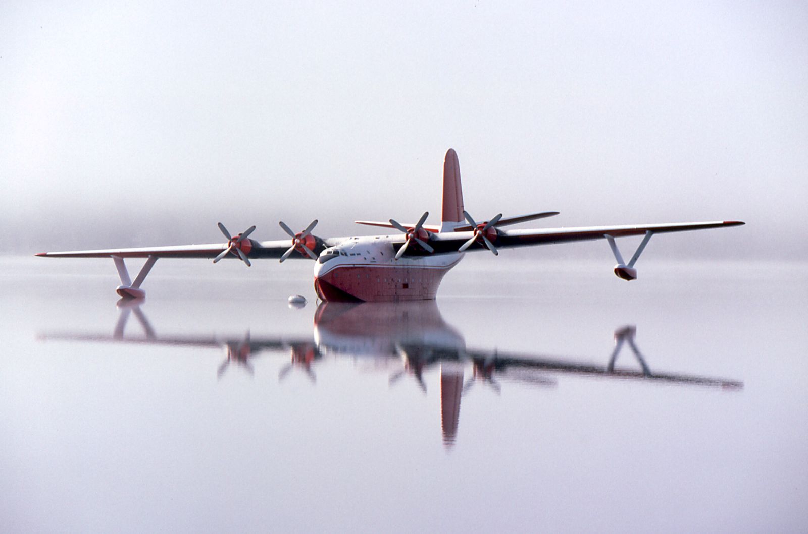 Coulson Aviation Fireliner : le Boeing 737 de lutte contre les ...