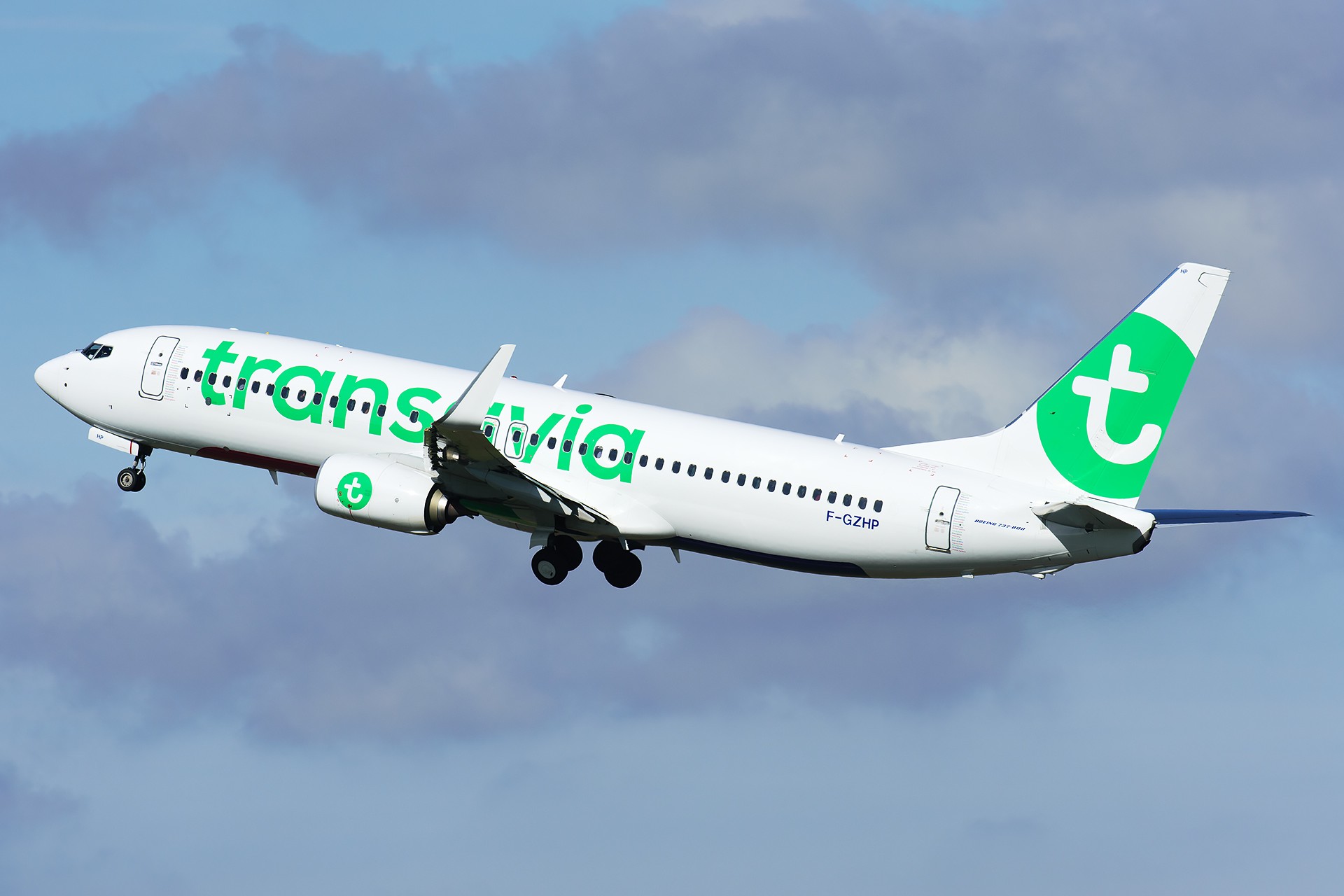 Transavia : les billets de la saison été 2018 sont en vente – AAF ...