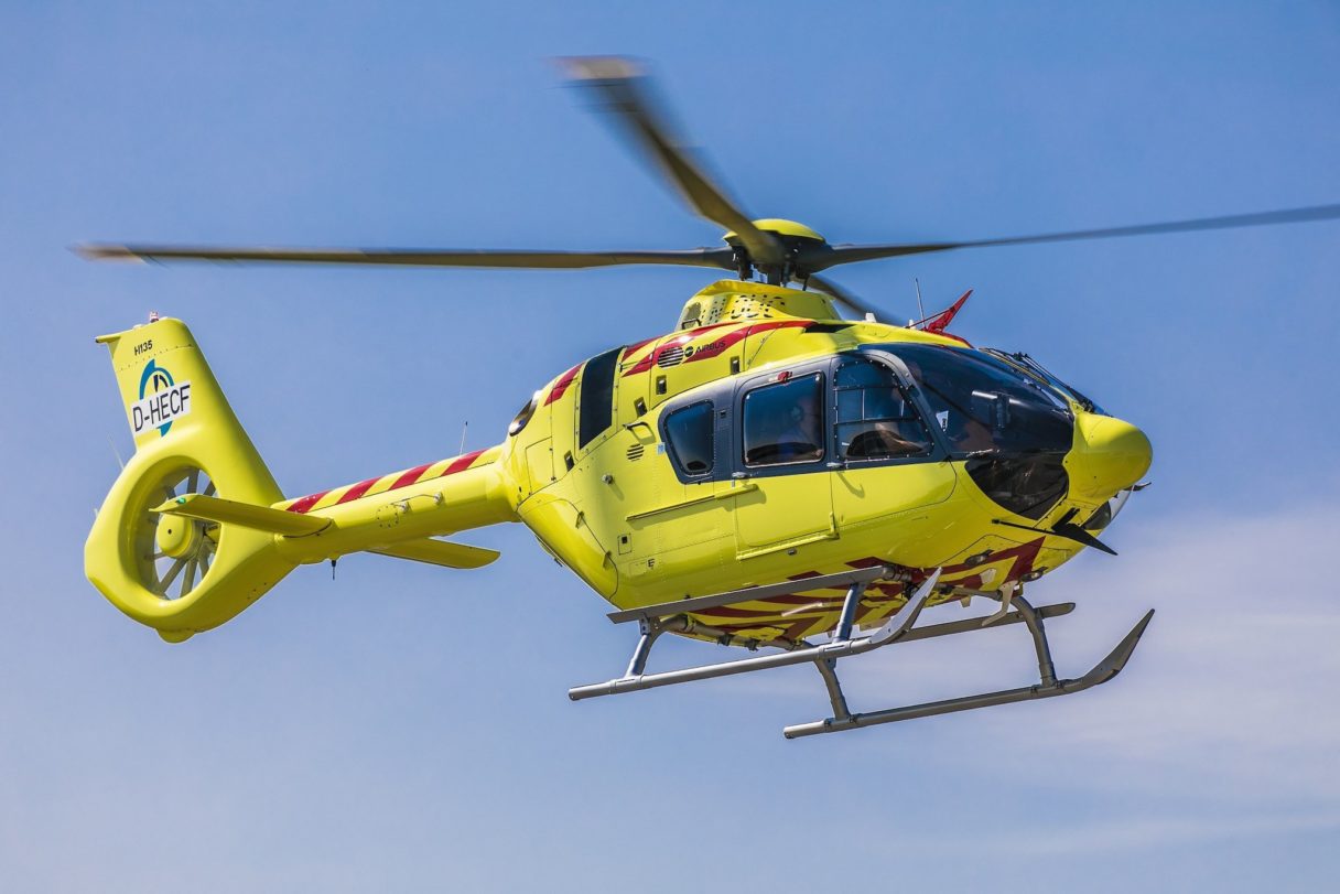 Première livraison civil d’un H135 avec l’avionique Helionix d’Airbus ...