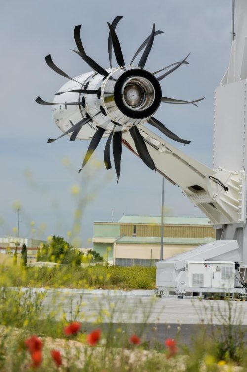 VIDEO] Safran reprend les essais du démonstrateur Open Rotor à Istres ...
