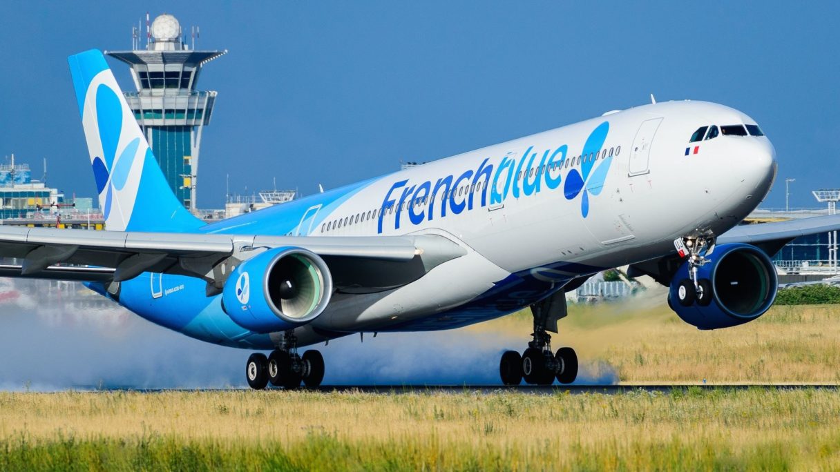 French blue lance une campagne de recrutement PNT et PNC – ACTU AERO ...
