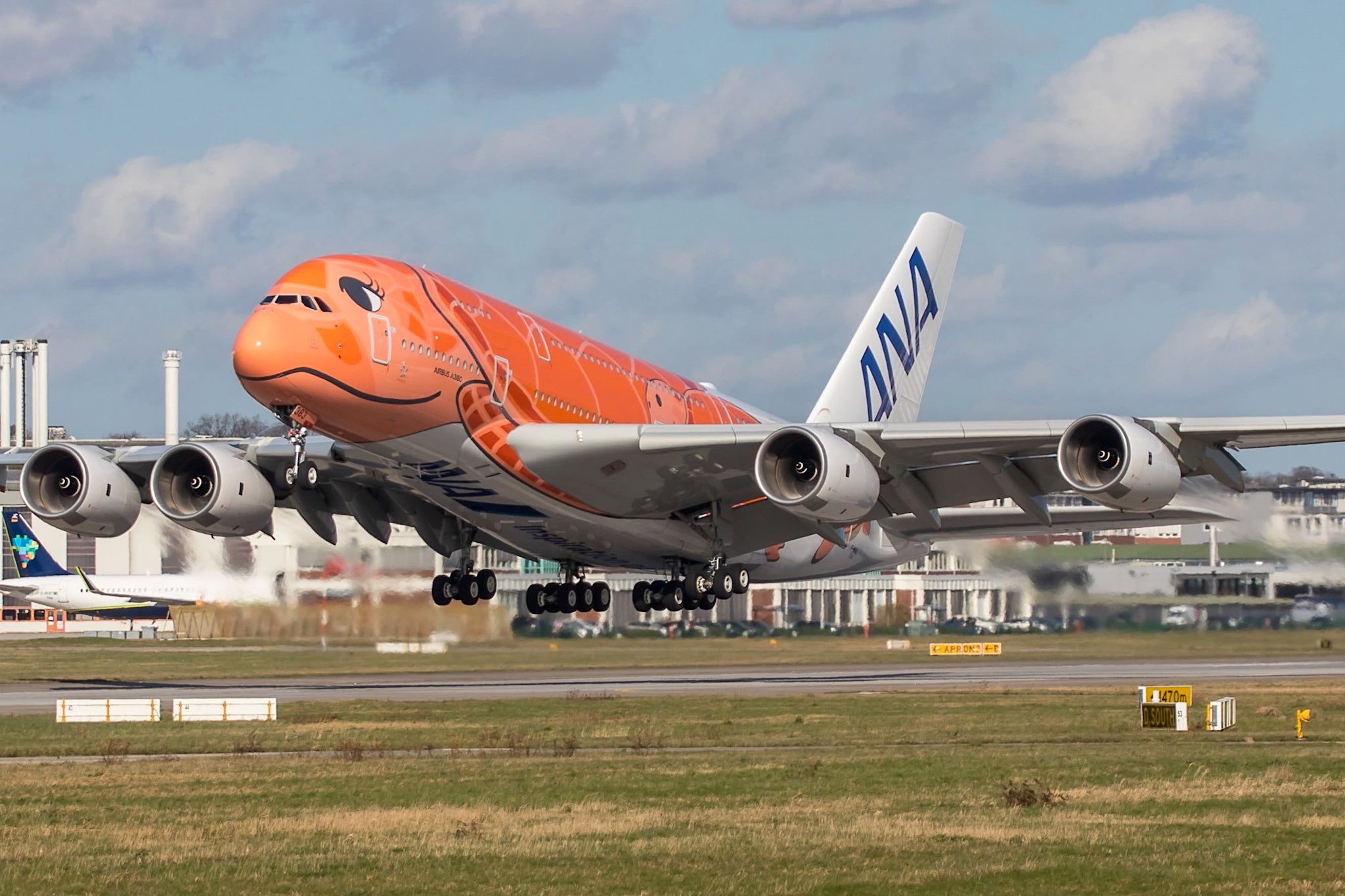 Le dernier Airbus A380 ANA réalise son premier vol | ACTU AERO /// AAF